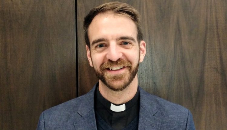 Rev Ben Roberts – TheDCLine.org